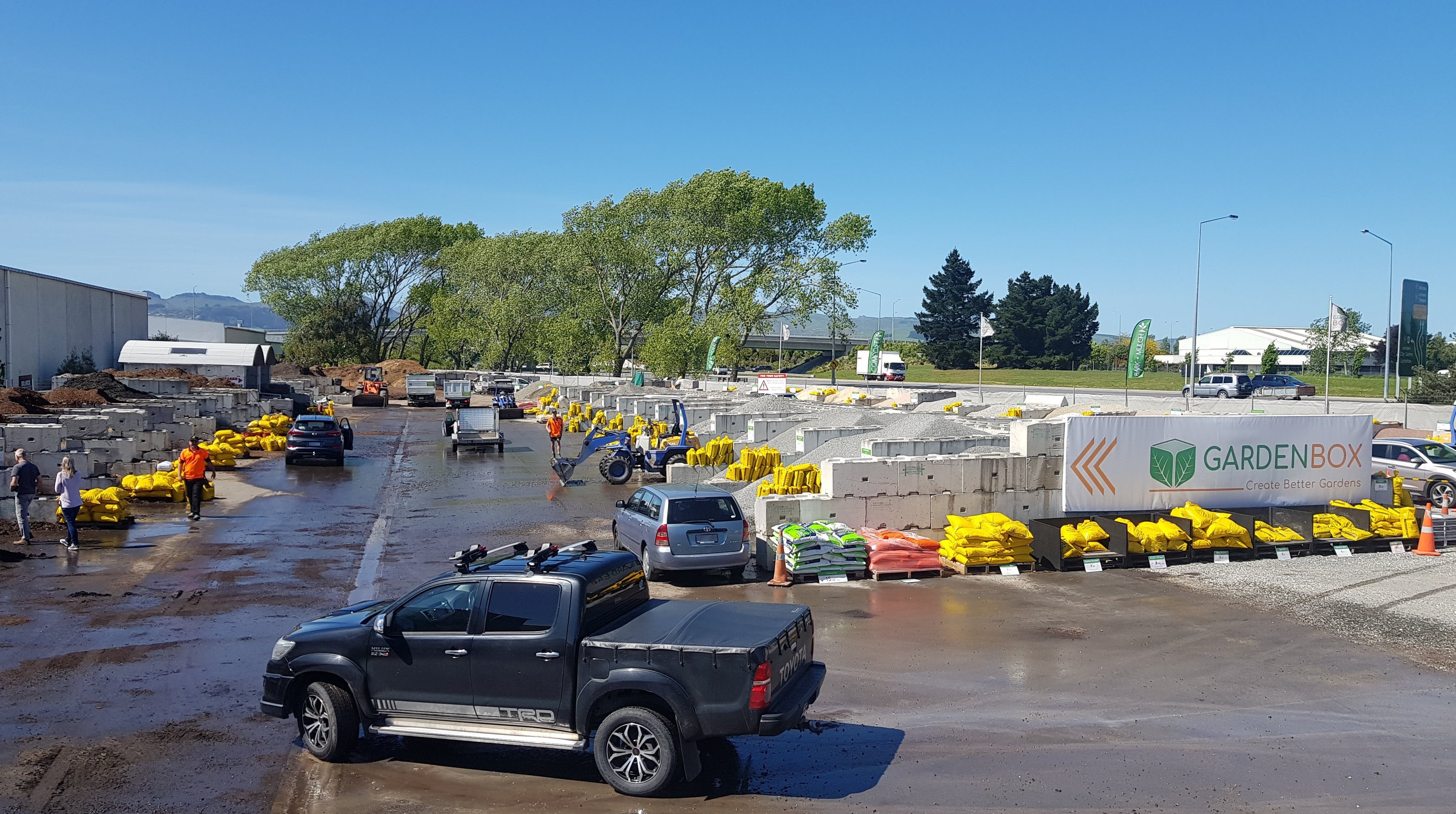 Hardfill Dump Service – Garden Box Limited - Create Better Gardens